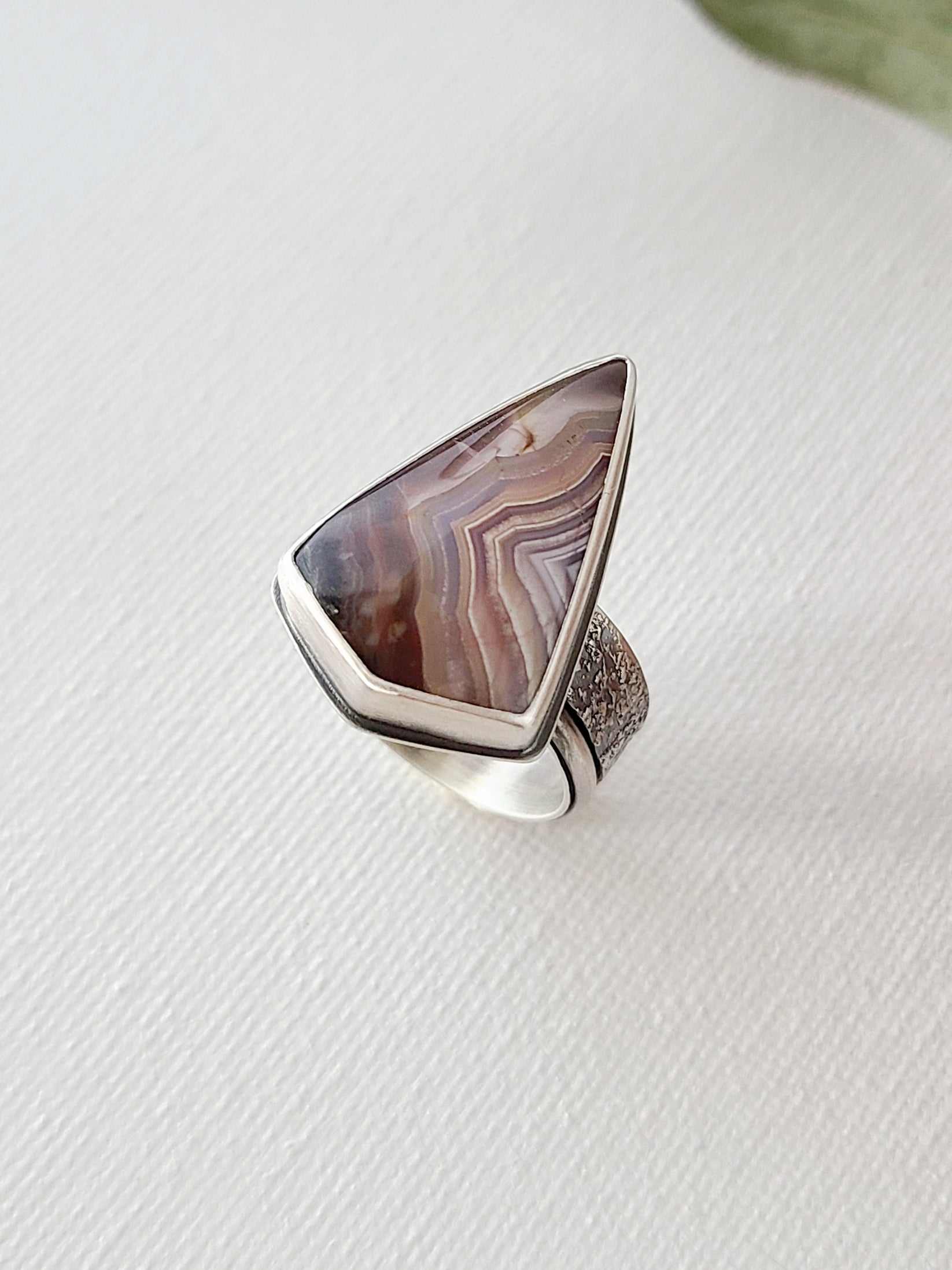Desert Trail Ring with Laguna Lace Agate-size 9.5 US – Flying Crow ...